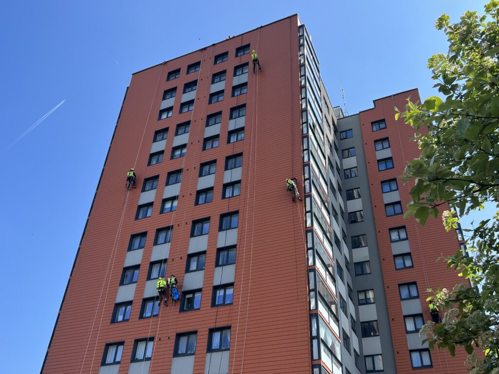 Oxford Towers | RAIL