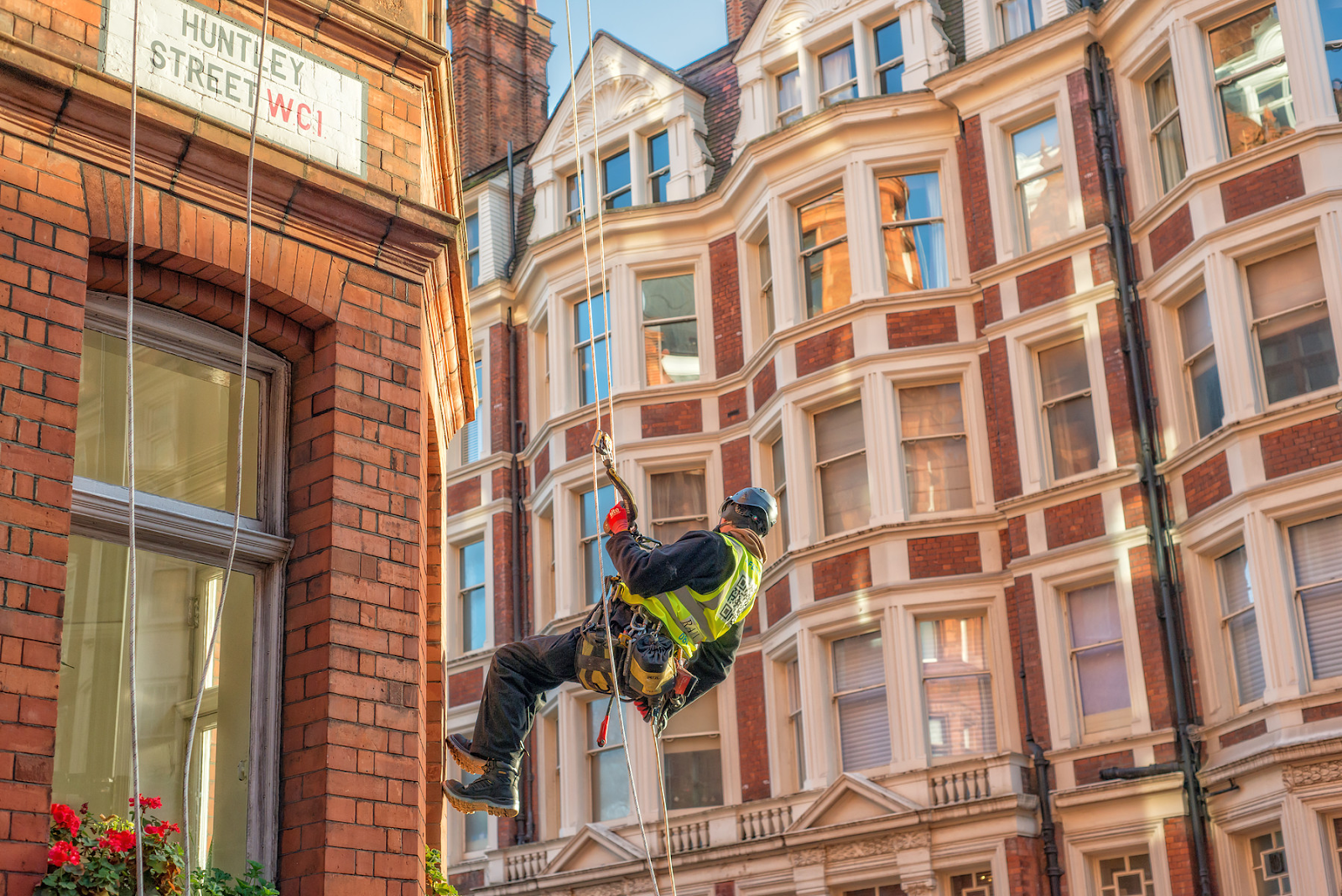 A Guide to Building Exterior Painting | RAIL